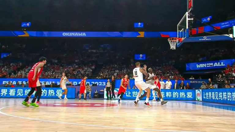 What Is A Team Rebound In Basketball? [Uniting for Possession] - Metro ...