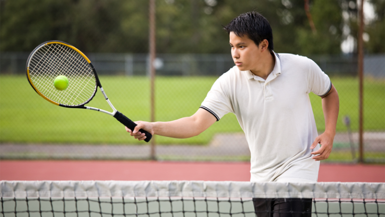What Do Tennis Umpires Say When The Ball Bounces Twice? - Metro League