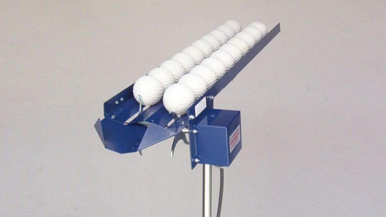 How To Feed A Pitching Machine? - Metro League