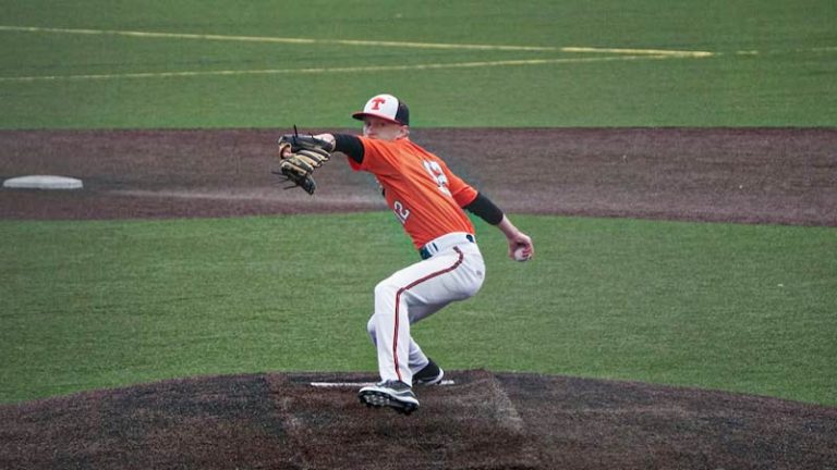 Learn About the Defensive Play: What Is a Pitch Out in Baseball ...