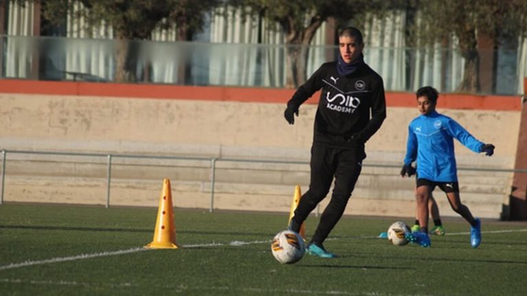 How To Learn Football Plays? - Metro League