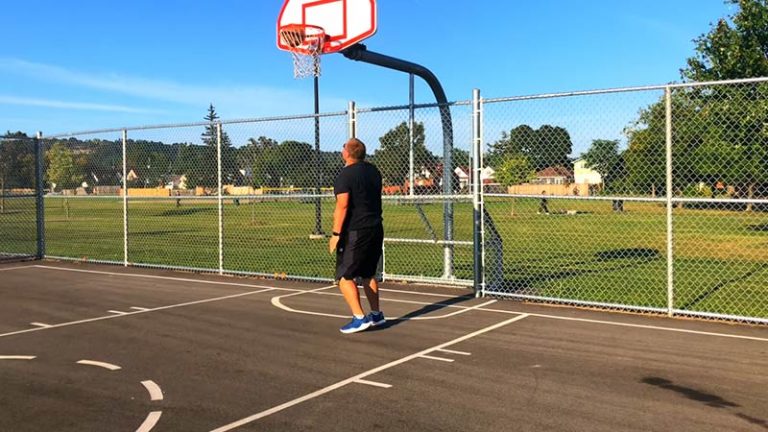 Can You Pick Up Your Pivot Foot To Shoot? - Metro League