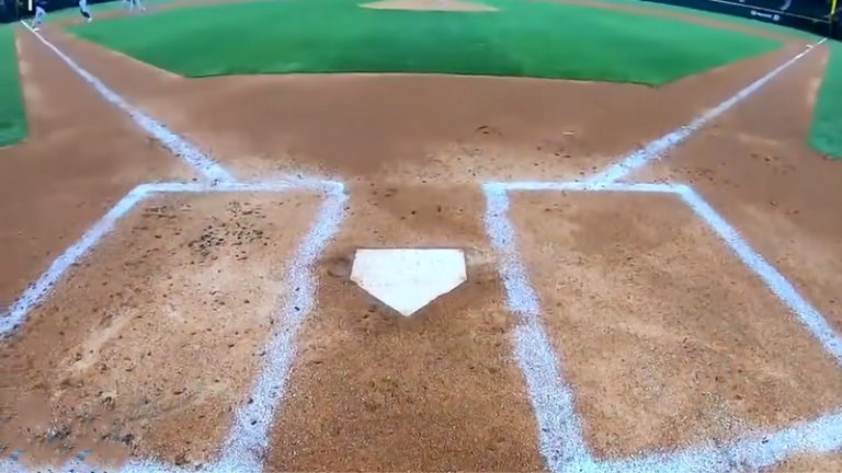 How Far Apart Are The Bases In Baseball? - Metro League
