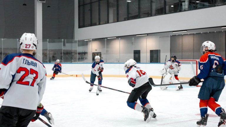 How Do Hockey Players Know When To Change Lines? - Metro League