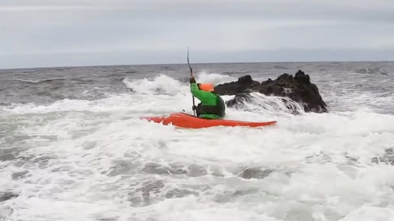 How To Kayak In Rough Water? - Metro League
