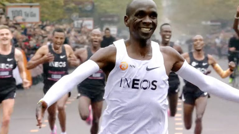 How Much Do Pace Runners Get Paid? - Metro League