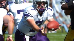 What Is A Lateral In American Football? - Metro League