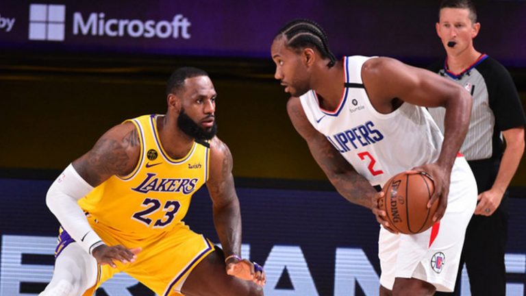 What Is A Tip Off In Basketball? - Metro League