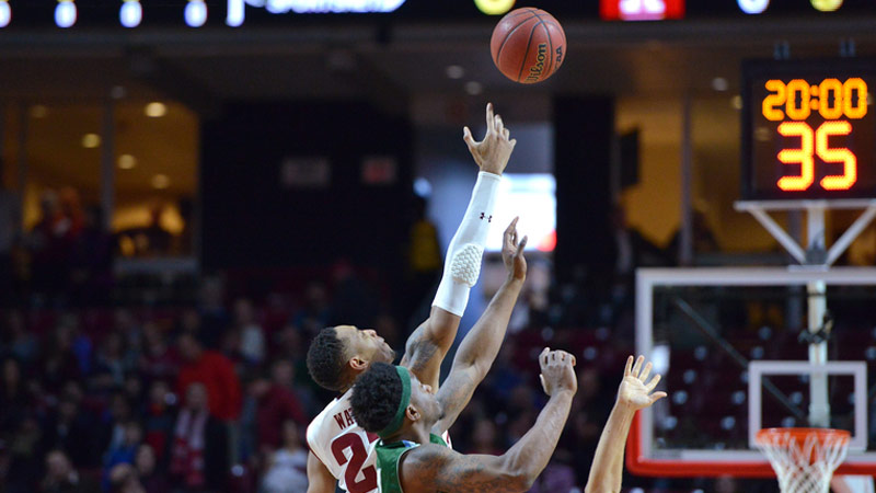 What Is An Alley Oop In Basketball? - Metro League