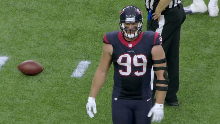 What Is Mike In American Football? - Metro League