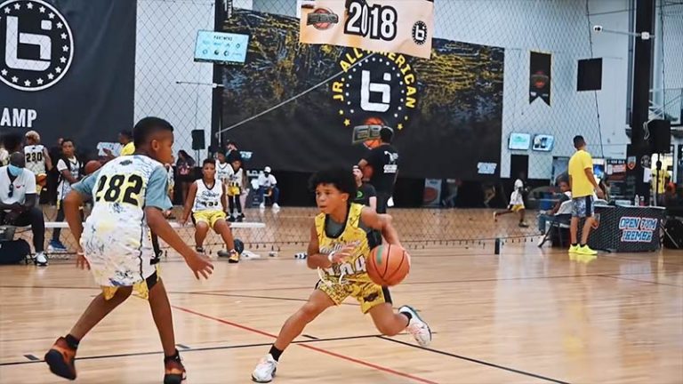 What Size Basketball for Middle School? [Comprehensive Size Guide ...