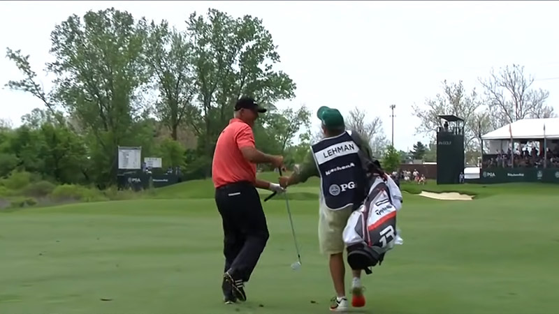 What Is A Caddy In Golf? - Metro League