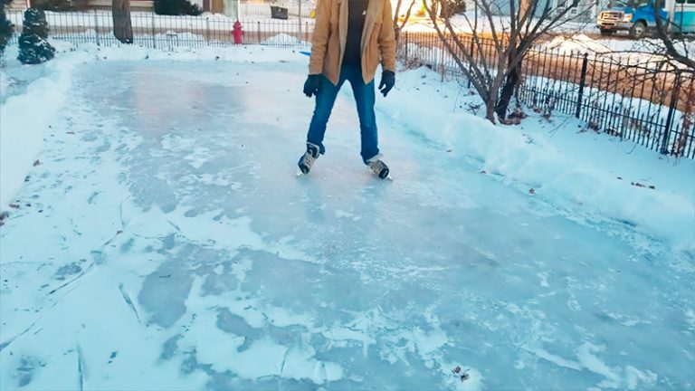 How Are Ice Skating Rinks Made? - Metro League