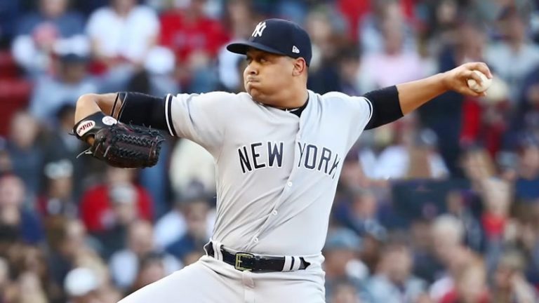 Baseball Diamond: What Is Pre-Arbitration in Baseball? - Metro League