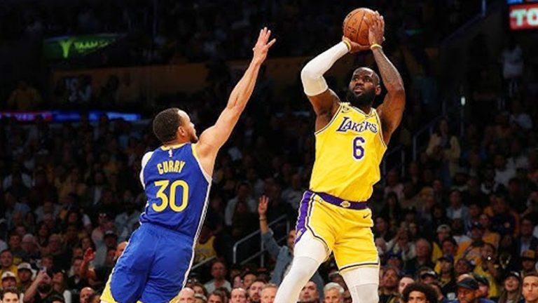 How Many Quarters In NBA Basketball Game? - Metro League