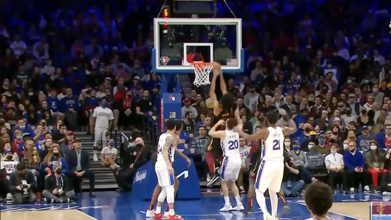 How To Score More Points In Basketball? - Metro League