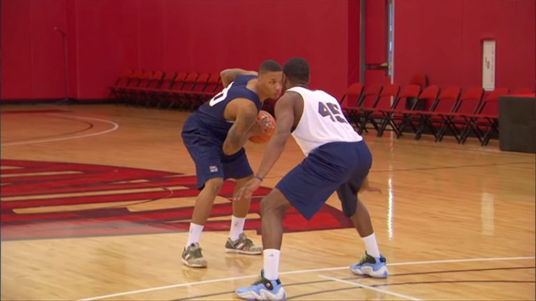 What Is A Triple Threat In Basketball? - Metro League