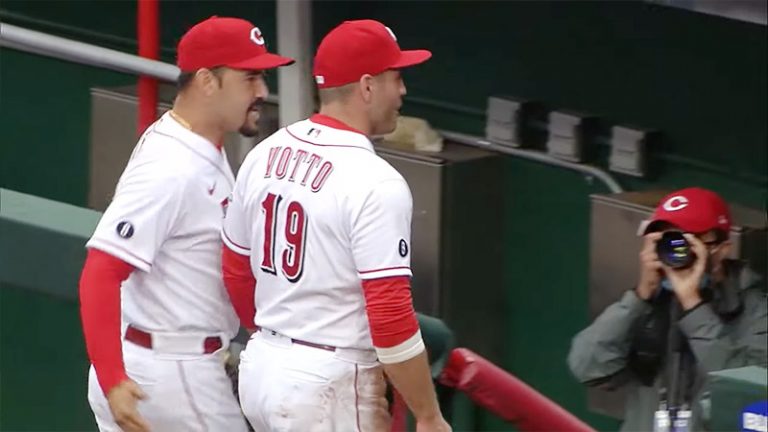 What Do Baseball Compression Sleeves Do? - Metro League