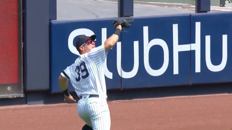 What Is A Warning Track In Baseball? - Metro League