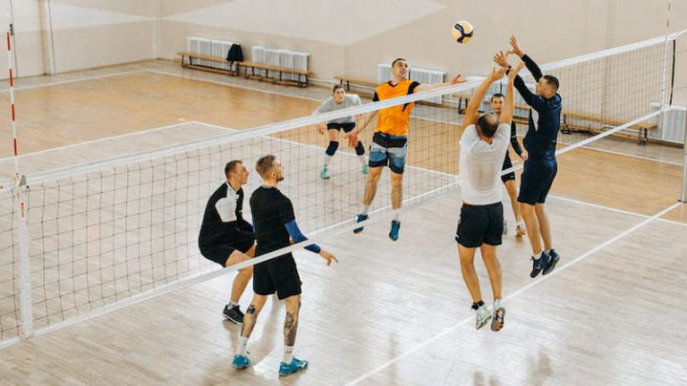 A Tactical Play Unveiled: What Is a 32 in Volleyball? - Metro League