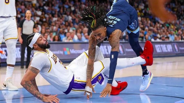 What Does PF Mean in Basketball? - Metro League