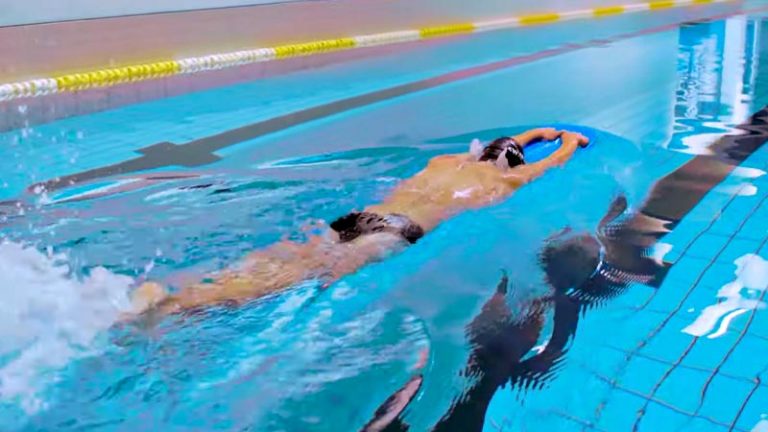 Does Your Body Absorb Water When You Swim? - Metro League