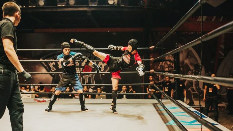 Things to Know: What Is an Exhibition Boxing Match? - Metro League