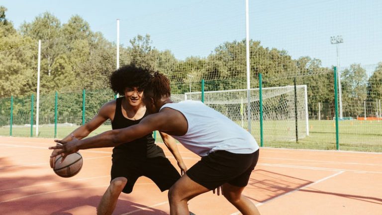 What Are Handles in Basketball? – Roles & Responsibilities - Metro League