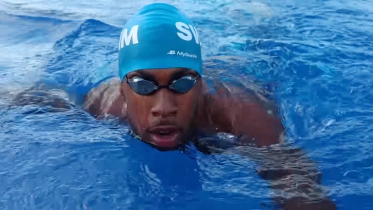 Why Do I Get a Stuffy Nose After Swimming? - Metro League