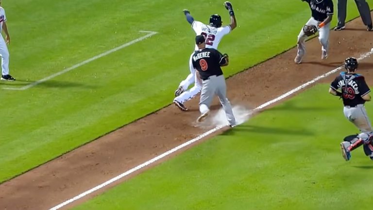 How Many Outs Are There In An Inning Of Baseball? - Metro League