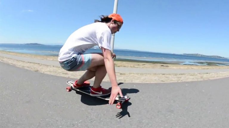 What Is Carving On A Skateboard - Metro League