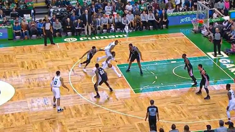 What Is Pick And Roll In Basketball? - A Comprehensive Guide - Metro League