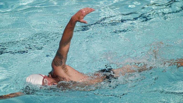 Is It Safe To Swim In Rain - Metro League