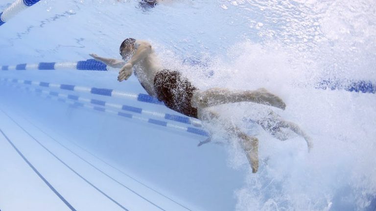 Is Swimming Good for a Torn Meniscus? Benefits & Considerations - Metro ...