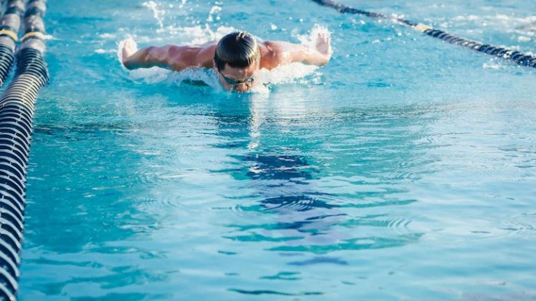 Does Swimming Help With Flexibility? - Metro League