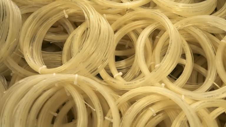 What Are Natural Gut Tennis Strings Made Of - Metro League