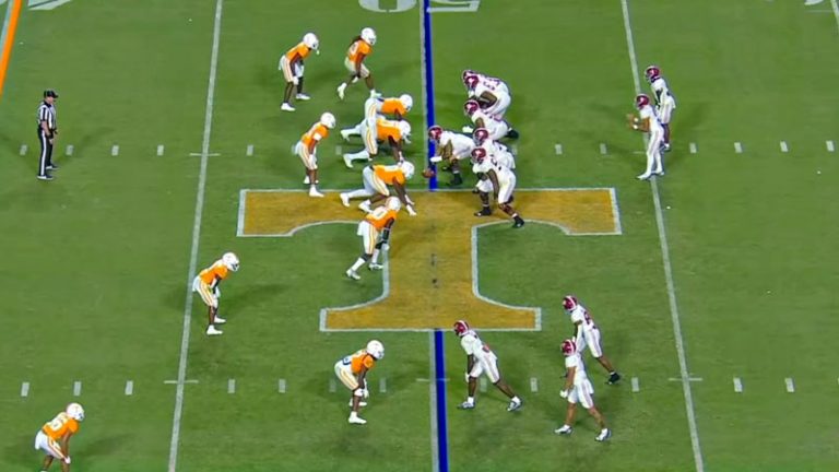 1st Down in Football: What Does 1st Down Mean in Football? - Metro League