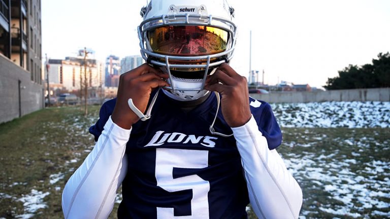 How Do Baseball Players Stay Warm In Cold Weather? - Metro League