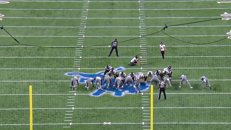 What Is the Farthest Field Goal Ever Made? -The Record-Breaking Kick ...