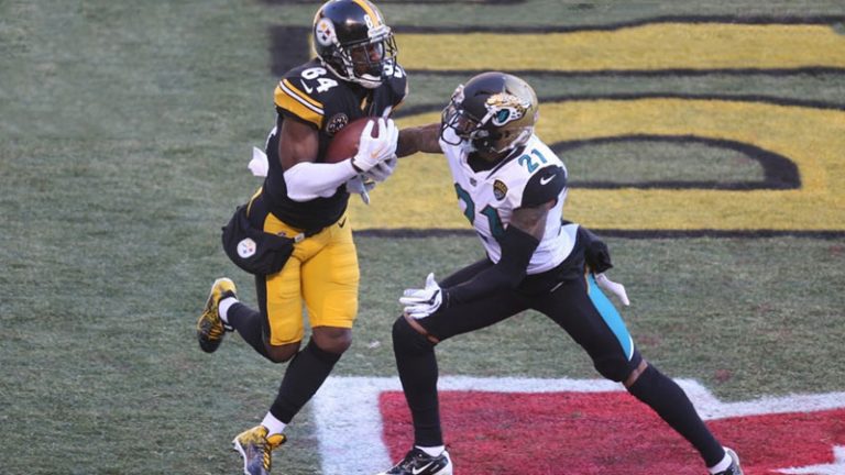 Deciphering the Crucial Play: Why is There a 4th Down in NFL Football ...