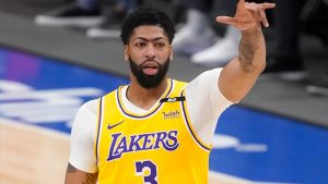 Why Does Anthony Davis Wear A Unibrow? - Metro League