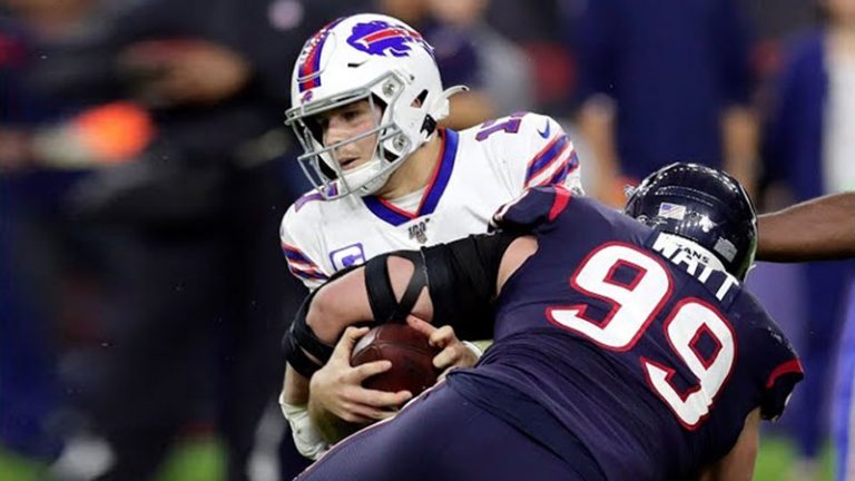 What Is a Chop Block in Football? -Definition, Legal or Illegal? Why ...