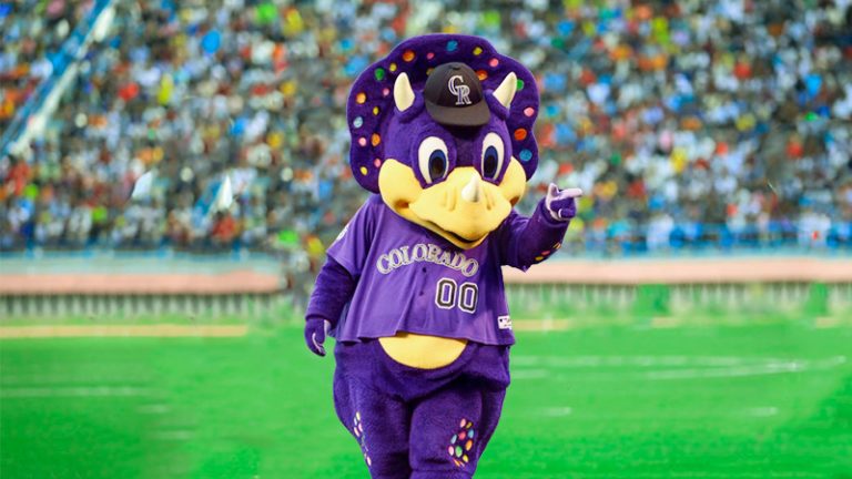 What is a Dinger in Baseball? - Metro League