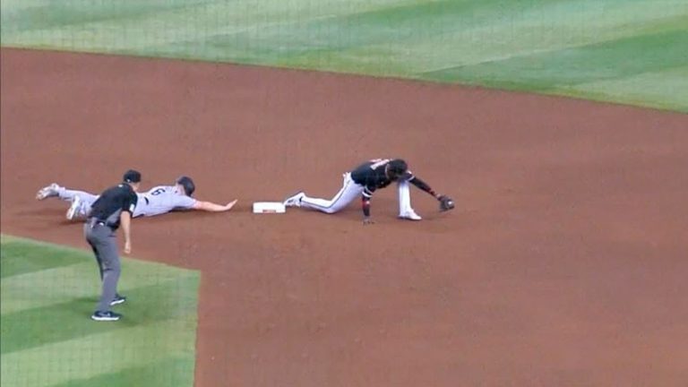 What is a Double in Baseball and What Does It Mean? - Metro League