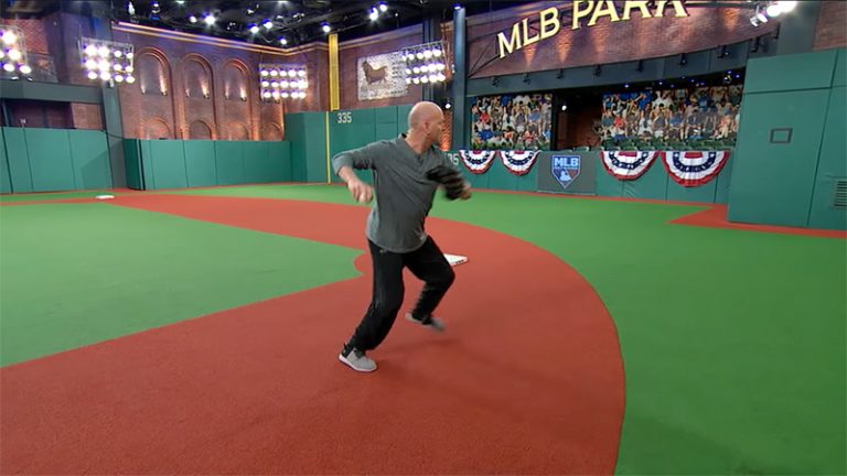 What is a Fifth Infielder in Baseball? - Metro League