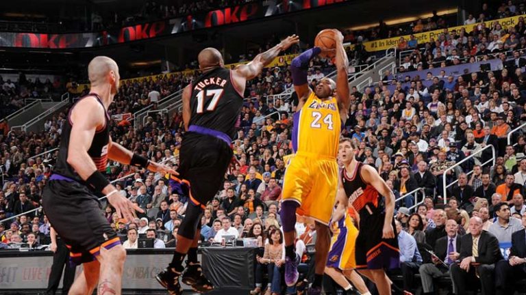 What Made Kobe Bryant's Fadeaway Shot Unique? - Metro League