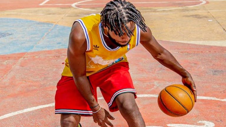 How To Guard In Basketball? - Metro League
