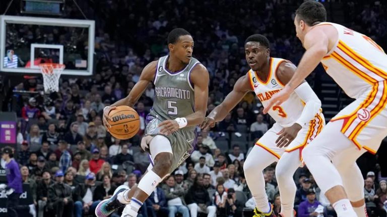 What Is A Carry In Basketball: Everything You Need to Know About ...