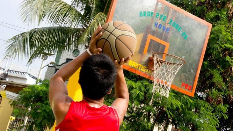 What Is a Set Shot in Basketball? - Metro League