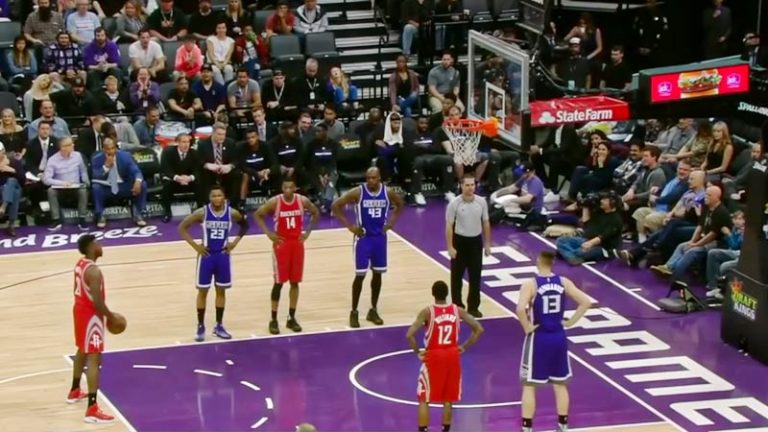 What is a Foul Line in Basketball? - Metro League